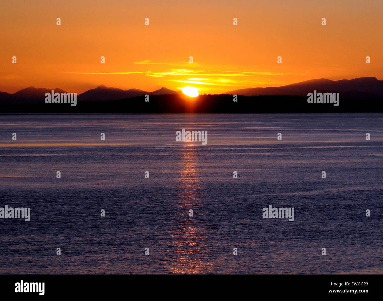 Sunset along the western coastline, San Juan Island, Washington Stock ...