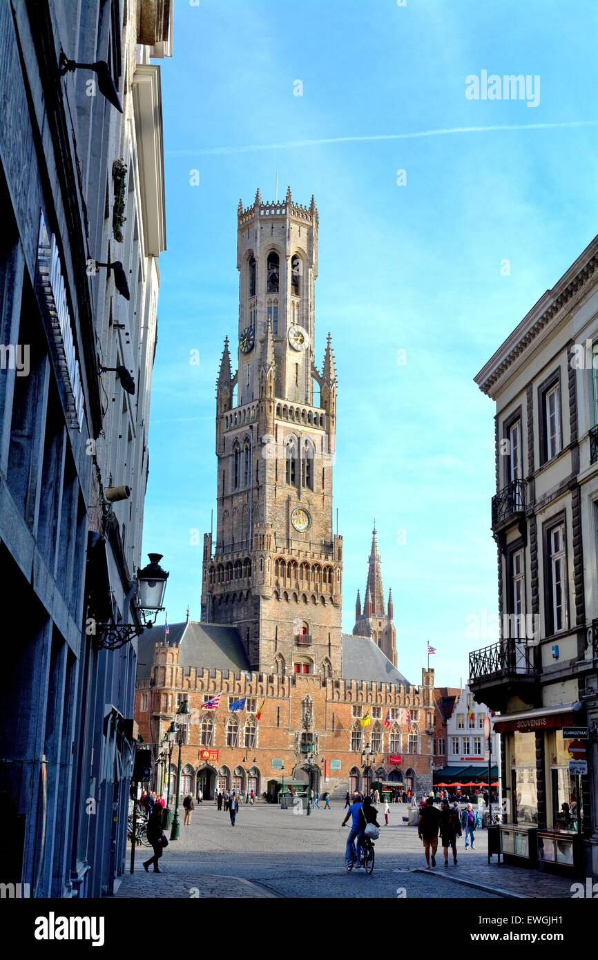 Tower bruges belgium hi-res stock photography and images - Alamy