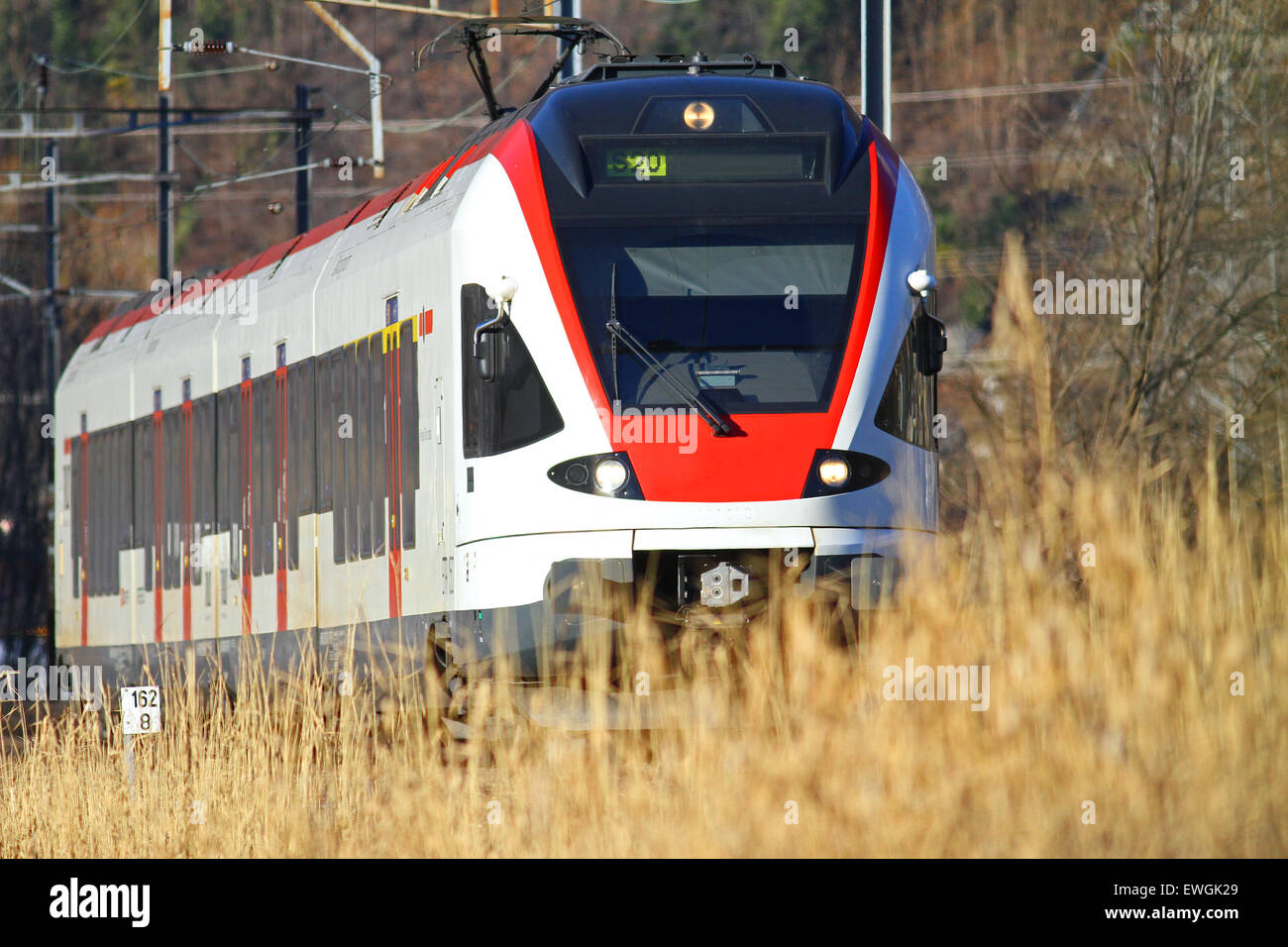 Fast commuter train hi-res stock photography and images - Alamy