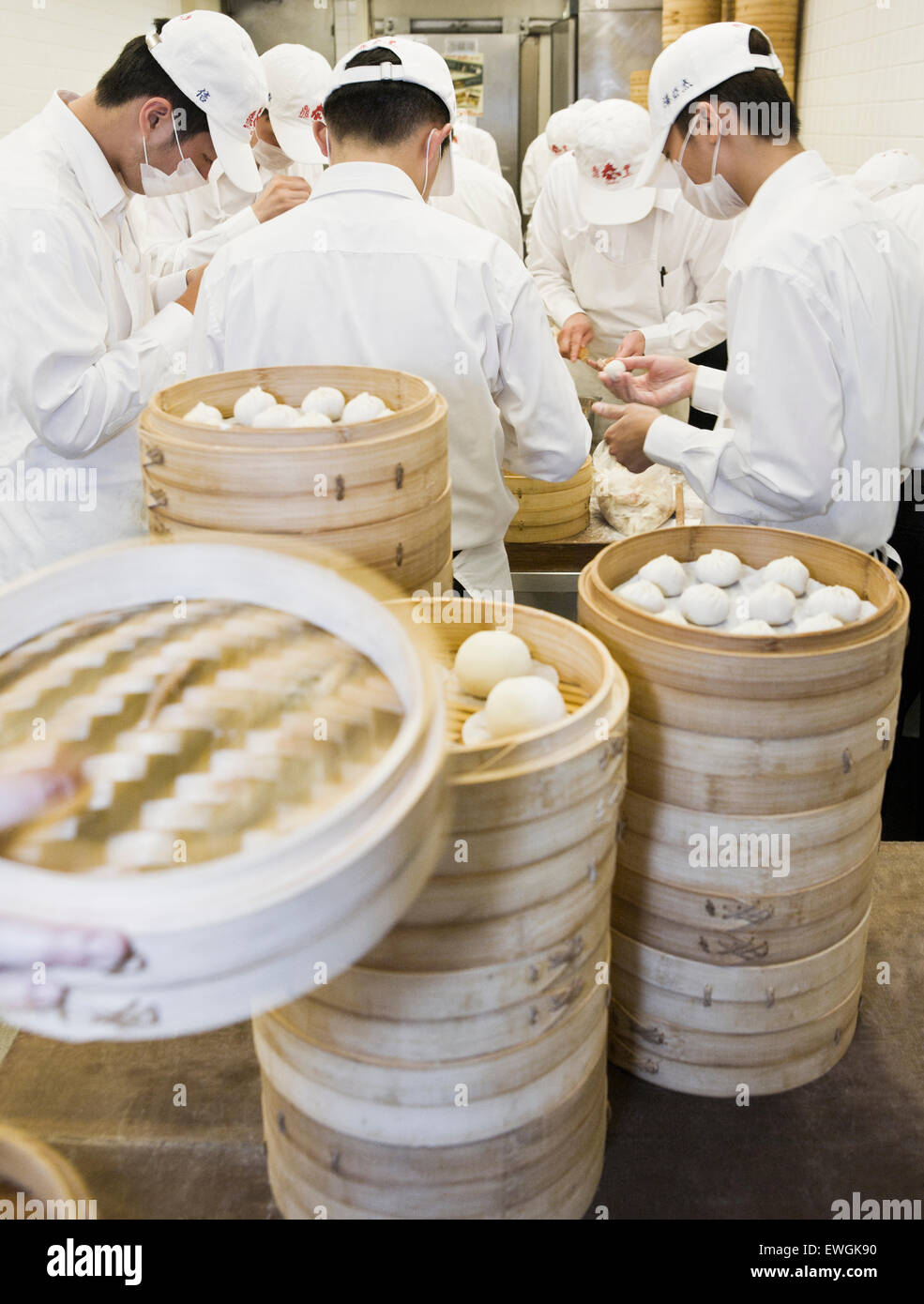 Din tai fung dumpling hi-res stock photography and images - Alamy