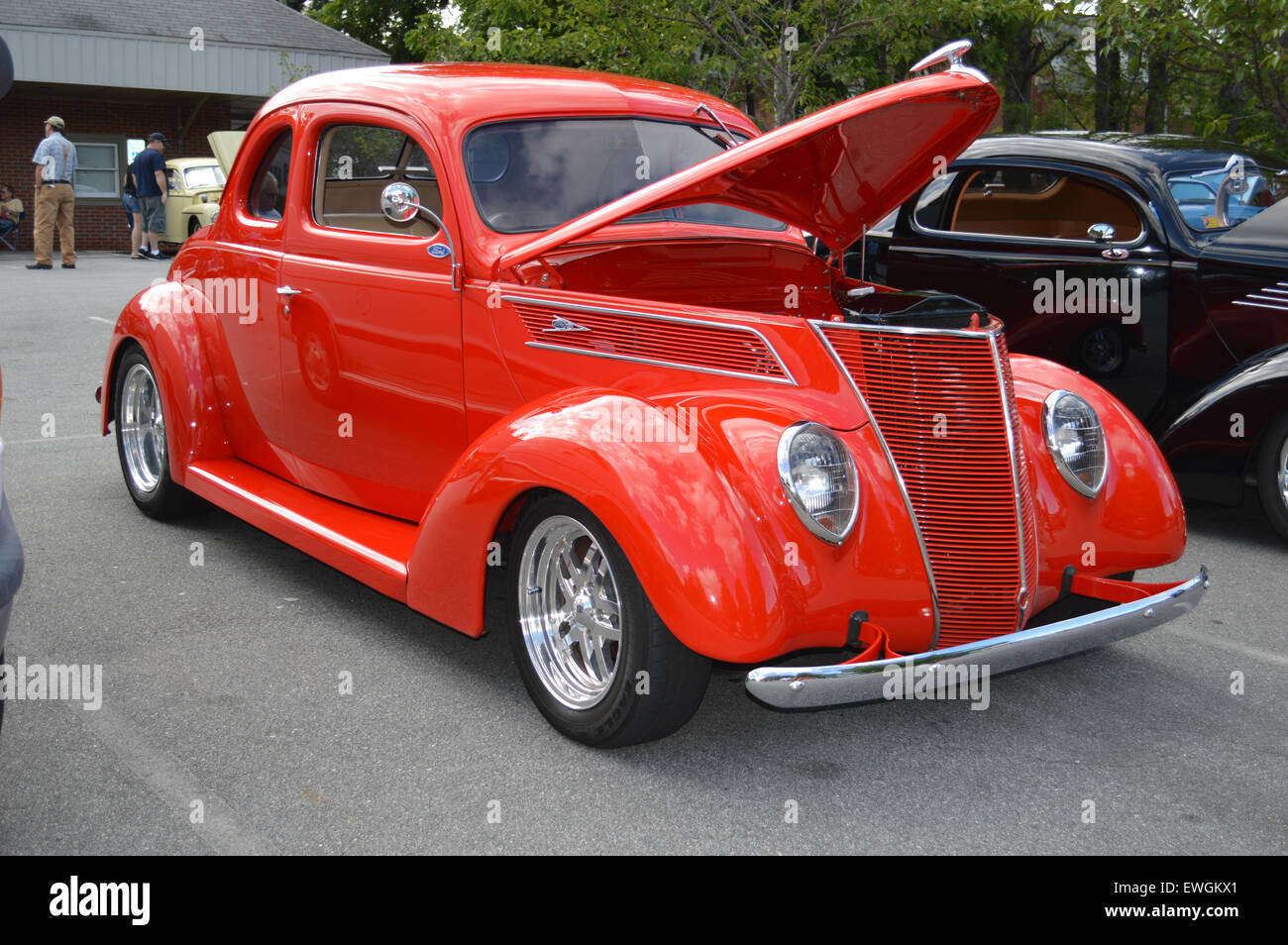 A Custom 1940s Hot Rod Ford Stock Photo - Alamy