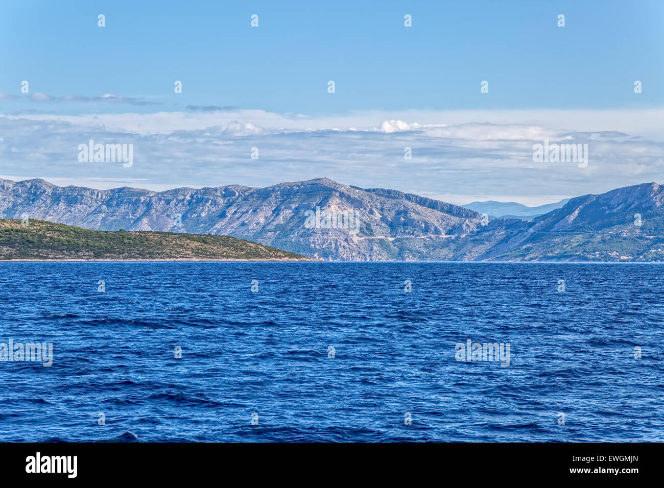 Deep sea channel hi-res stock photography and images - Alamy