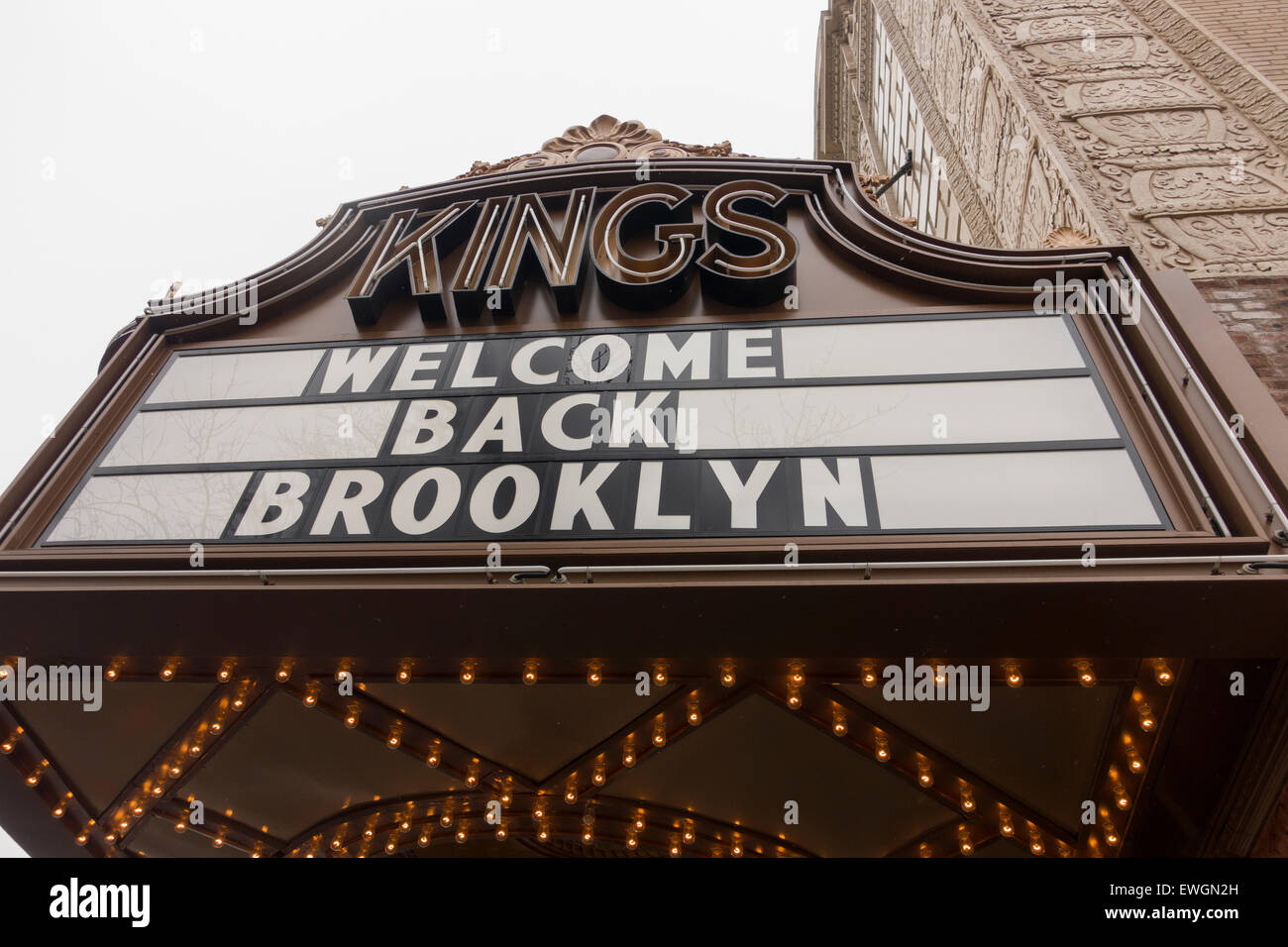 Movie theatre entrance hi-res stock photography and images - Alamy
