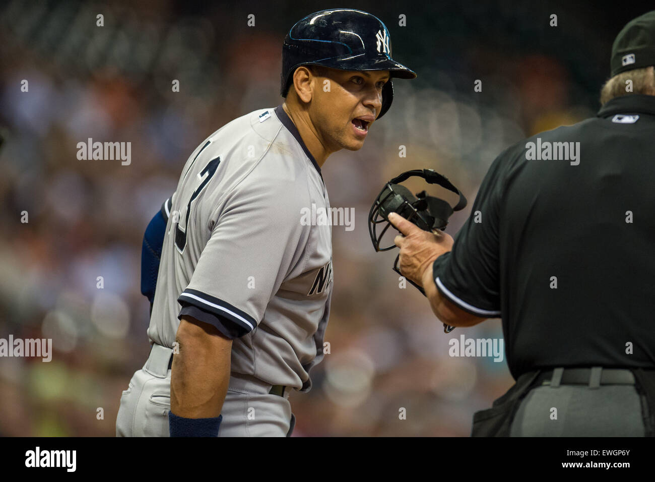 Baseball umpire out hi-res stock photography and images - Alamy