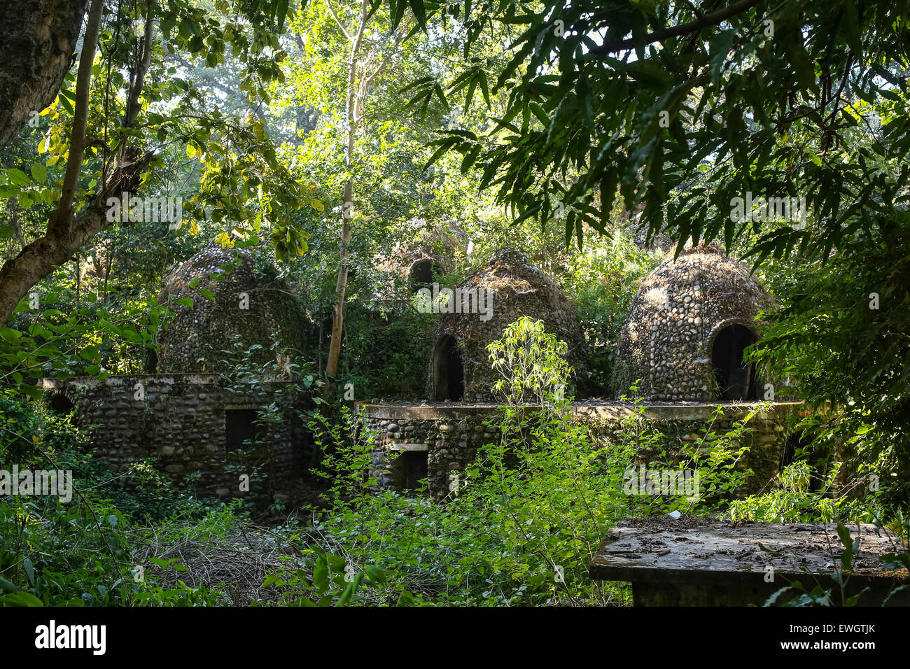 Ancient temple asia hi-res stock photography and images - Alamy