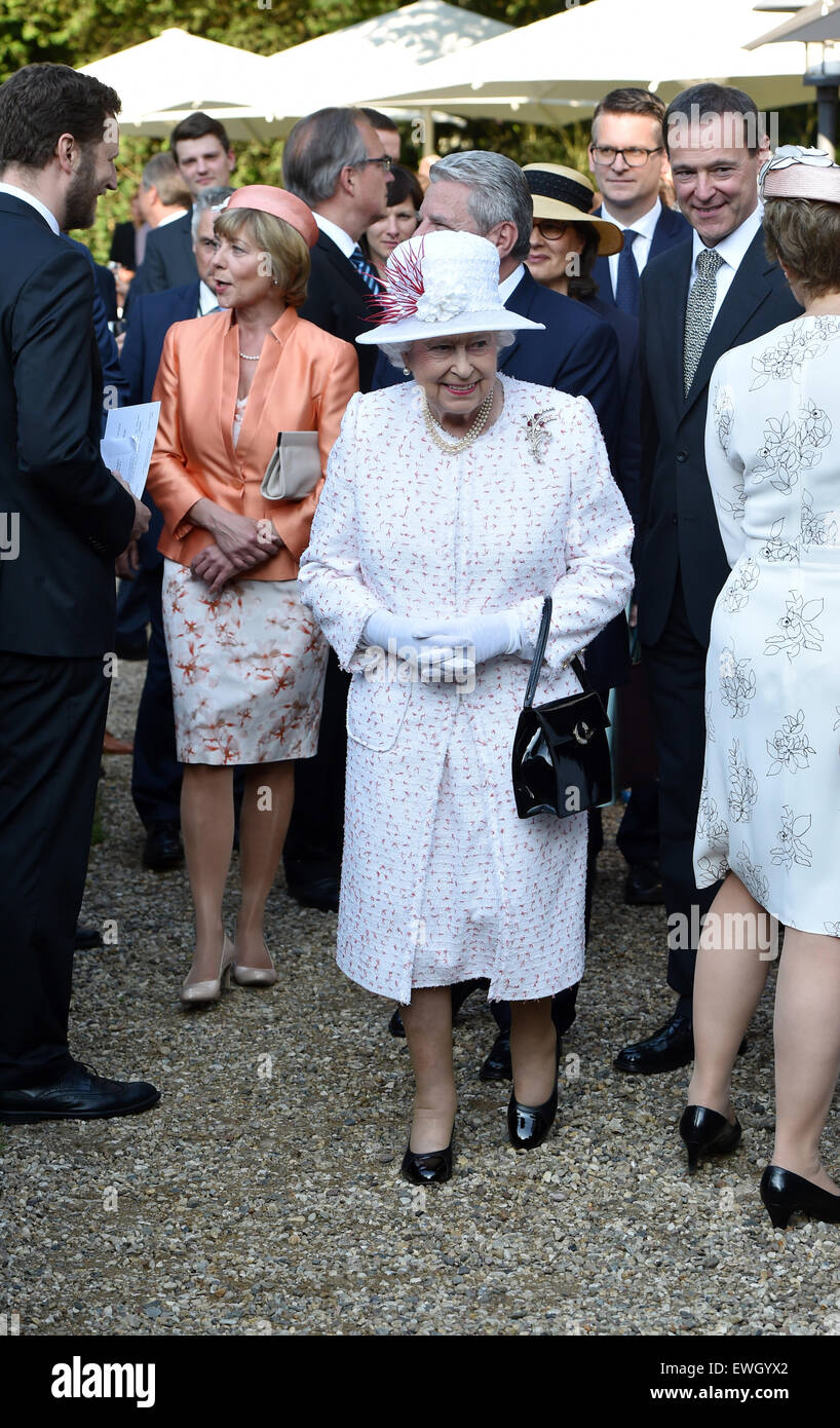 Queen elizabeth ii and german hi-res stock photography and images - Alamy