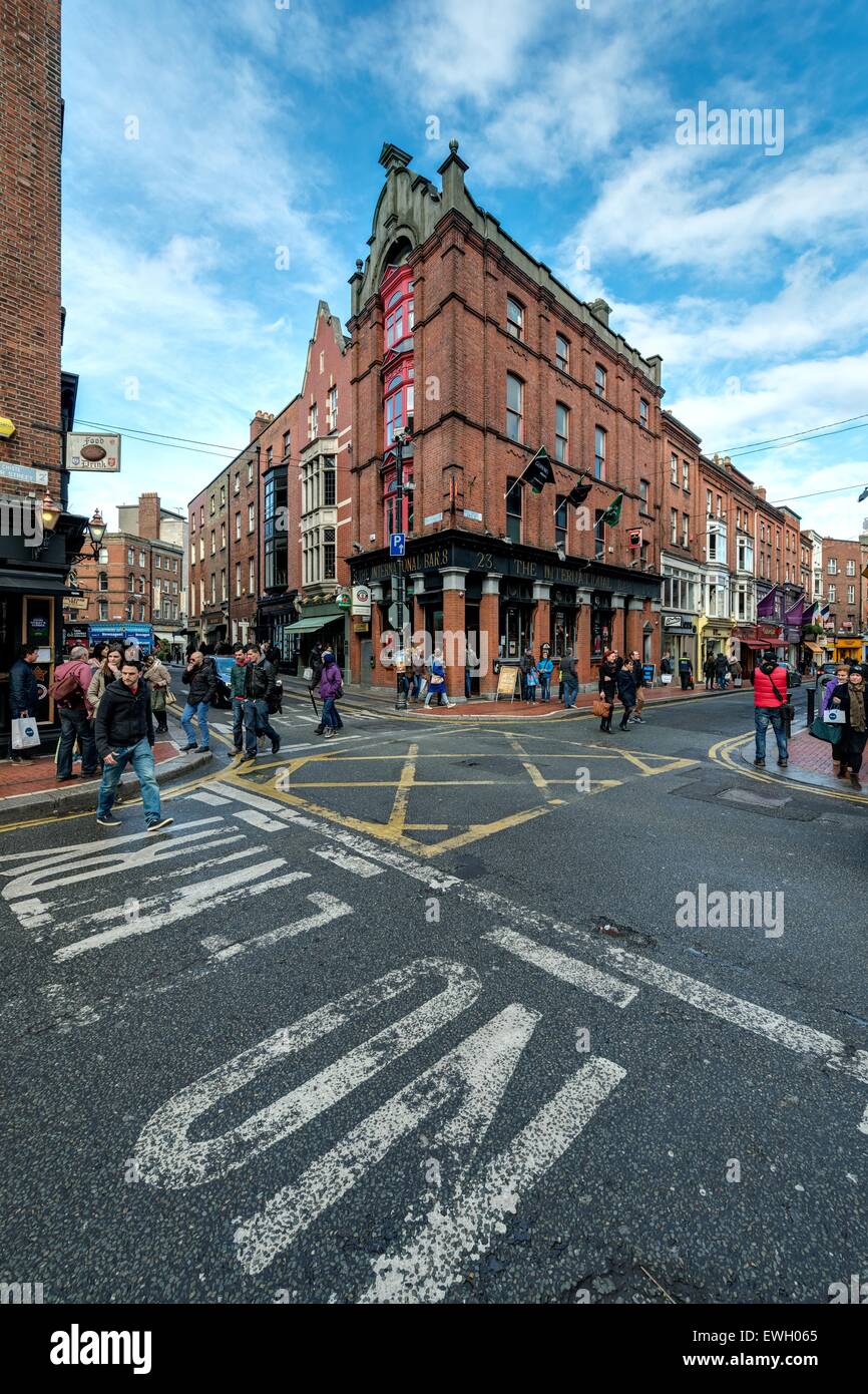 The International Bar Stock Photo - Alamy