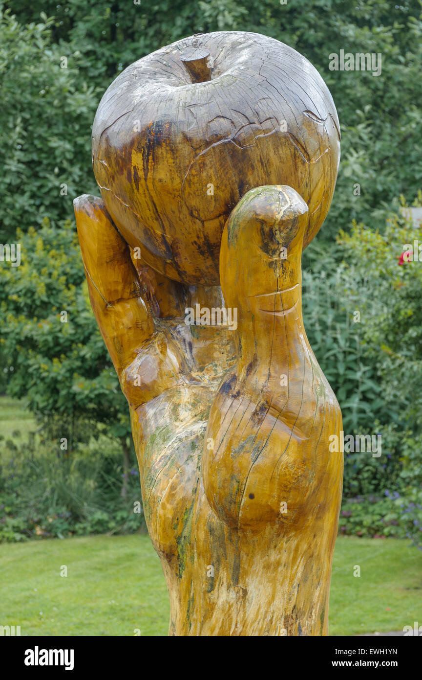 Hand sculpture tree hi-res stock photography and images - Alamy