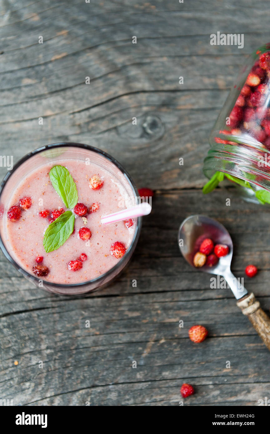 Big milkshake hi-res stock photography and images - Alamy