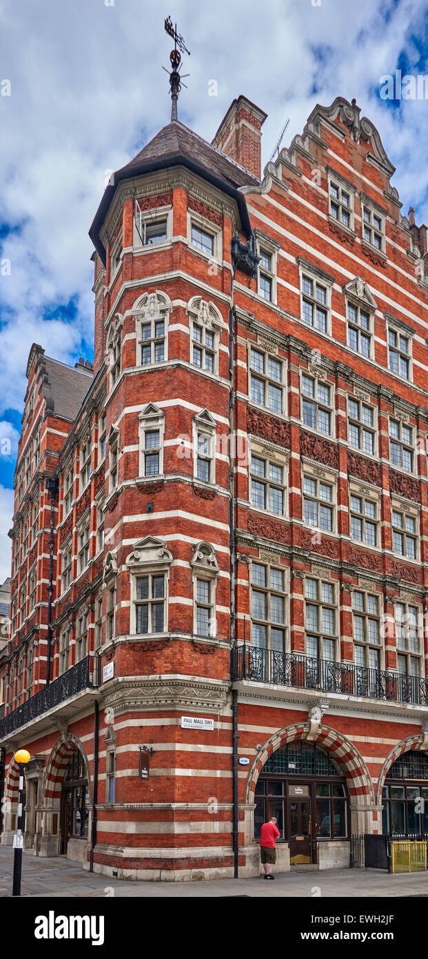 St James's Street is the principal street in the district of St James's ...