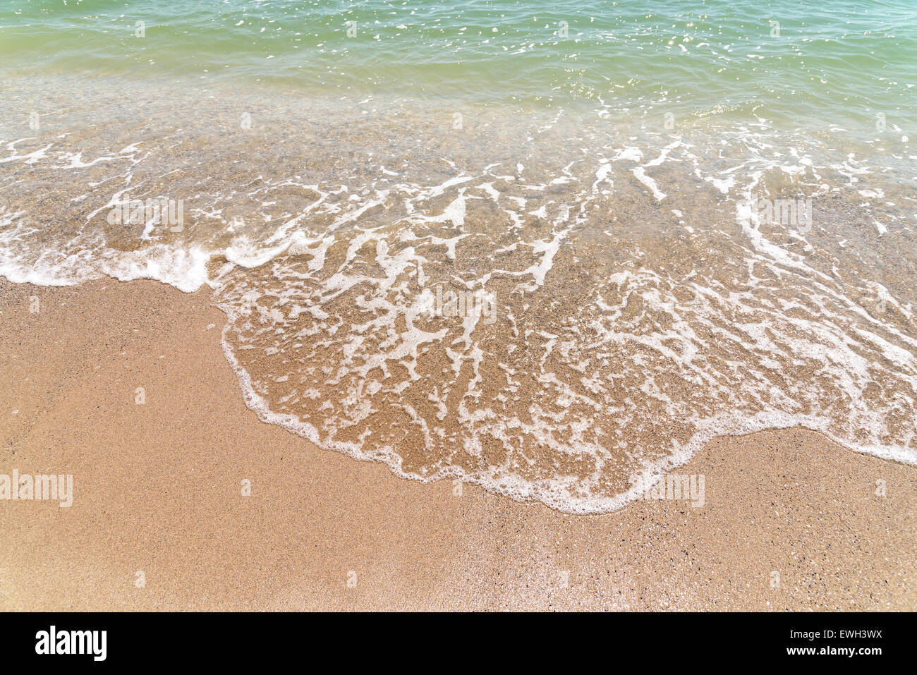 Beauty beach waves wet sand hi-res stock photography and images - Alamy