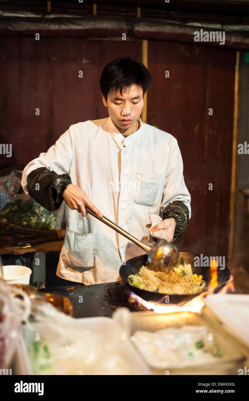 Cuisine man young cook noodles hi-res stock photography and images - Alamy