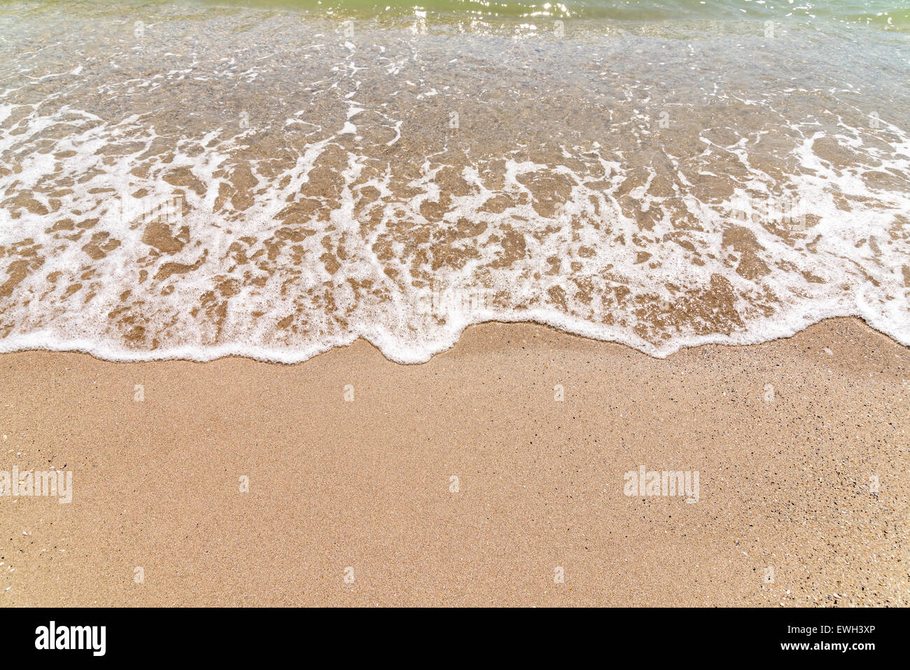 Beauty beach waves wet sand hi-res stock photography and images - Alamy