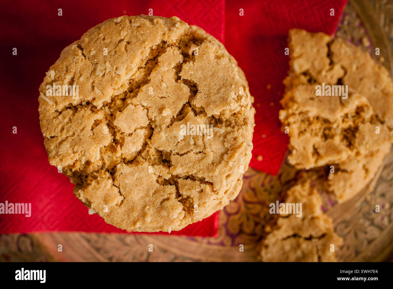 Treacle biscuits hi-res stock photography and images - Alamy