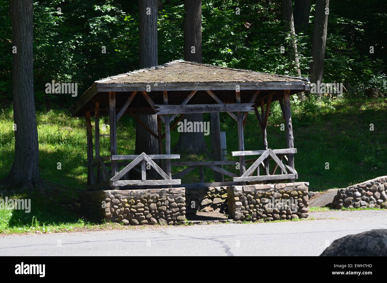 Small building hi-res stock photography and images - Alamy