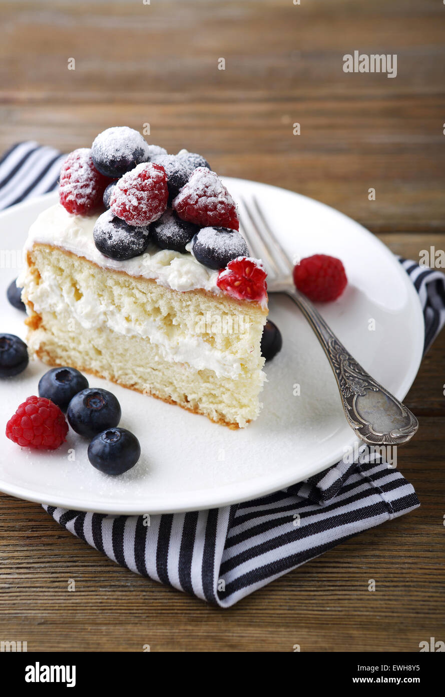 Cake with fresh berries, food Stock Photo - Alamy
