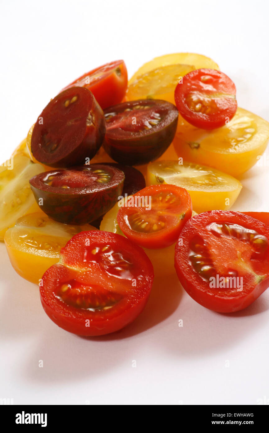 Tomato halves hi-res stock photography and images - Alamy