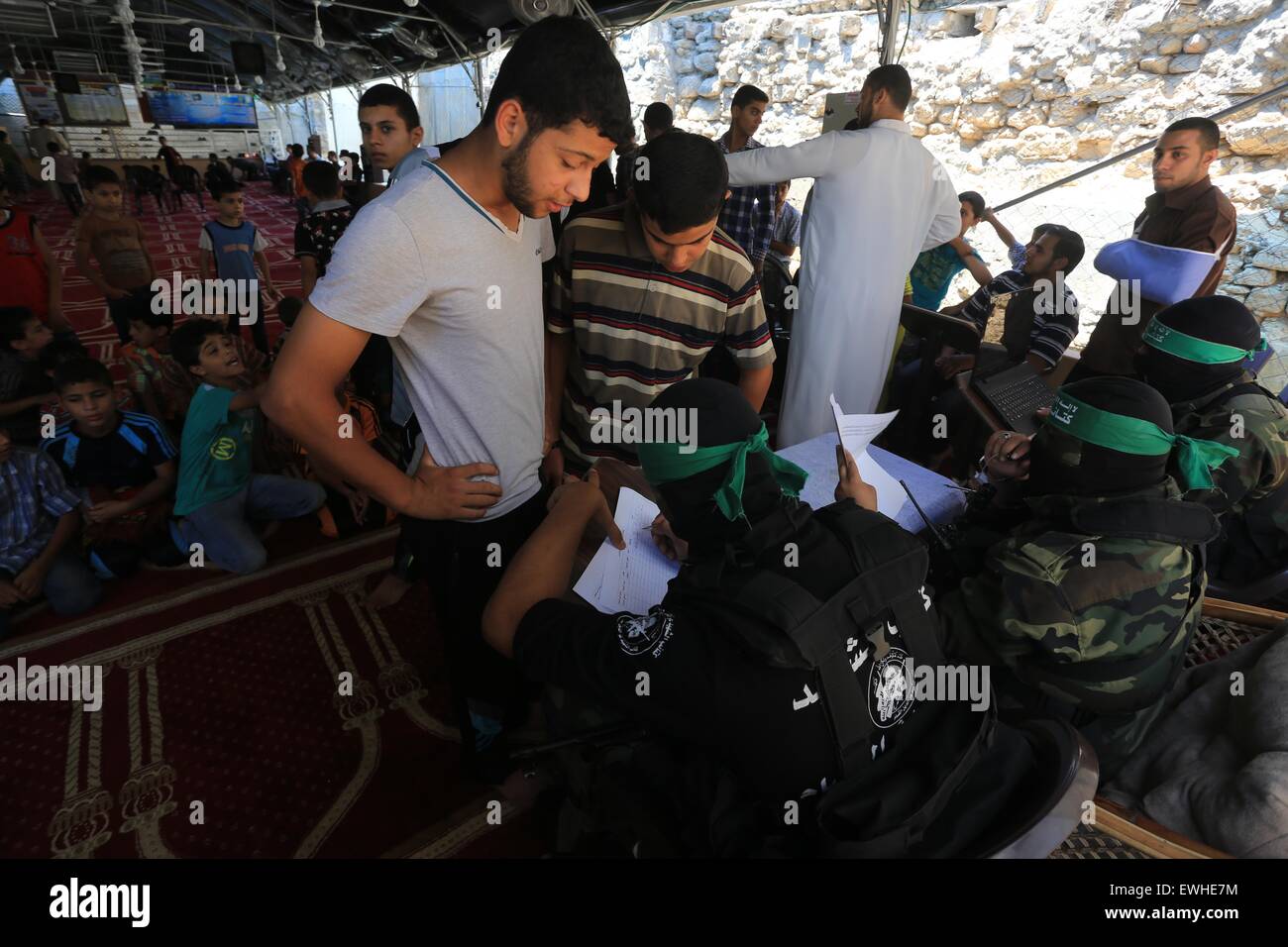 Gaza, Gaza Strip, Palestinian Territory. 26th June, 2015. Palestinians ...