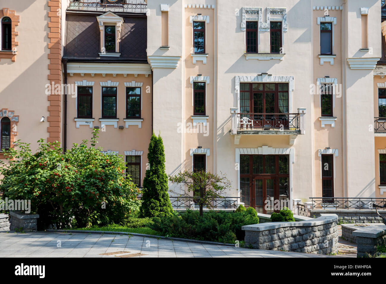 The wall architecture hi-res stock photography and images - Alamy