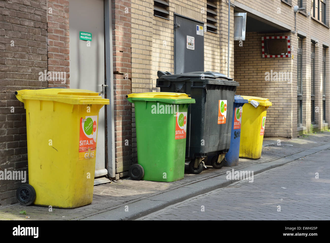 Types of rubbish hi-res stock photography and images - Alamy