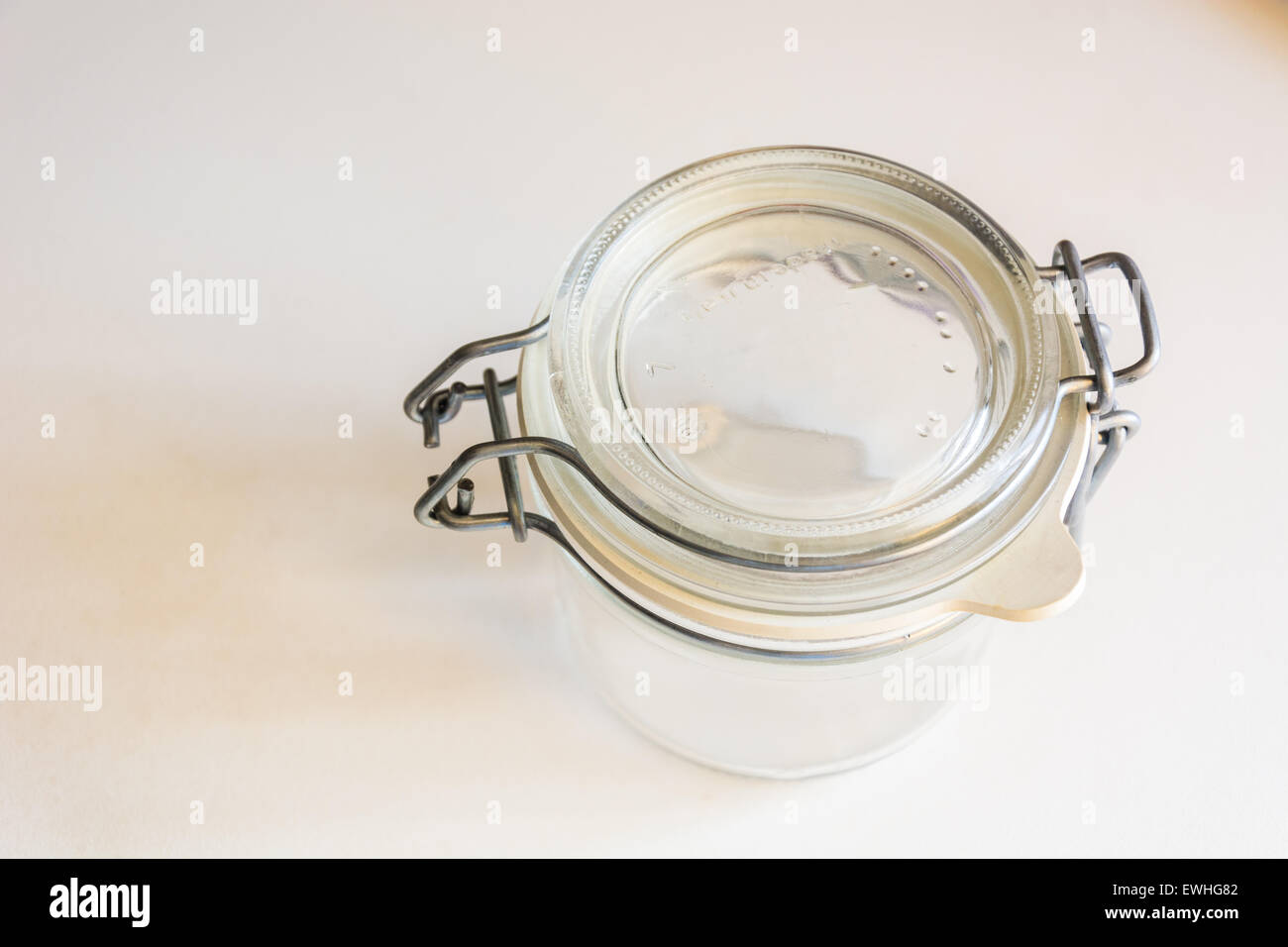 close up of a closed hermetic glass jar Stock Photo - Alamy