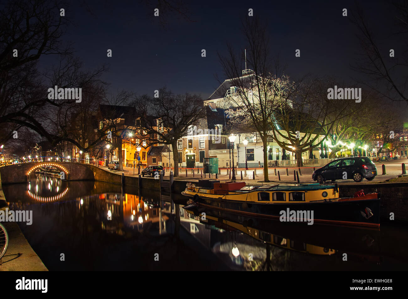 Blue bridge amsterdam amstel river hi-res stock photography and images ...