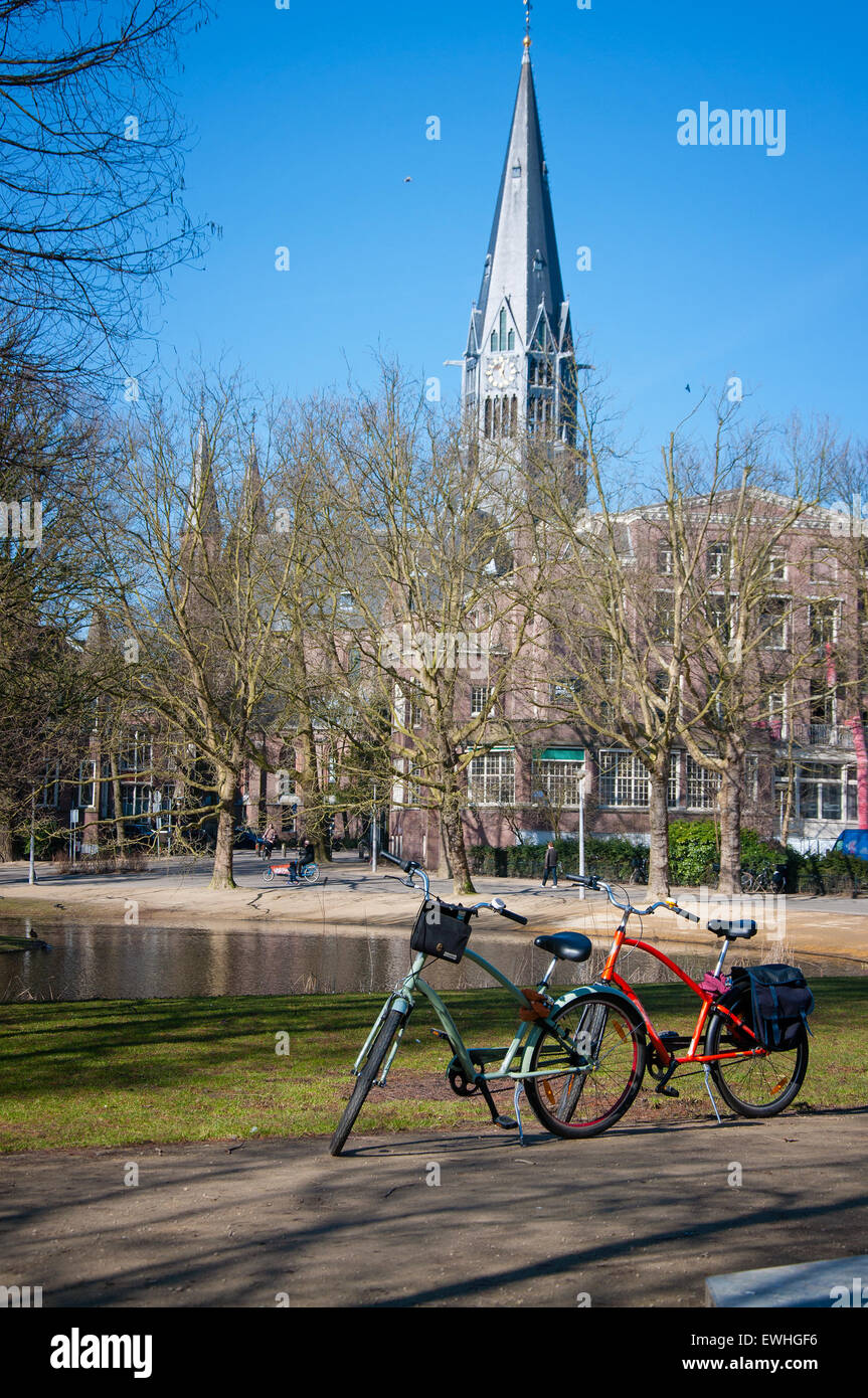 Vondelpark park amsterdam spring hi-res stock photography and images ...
