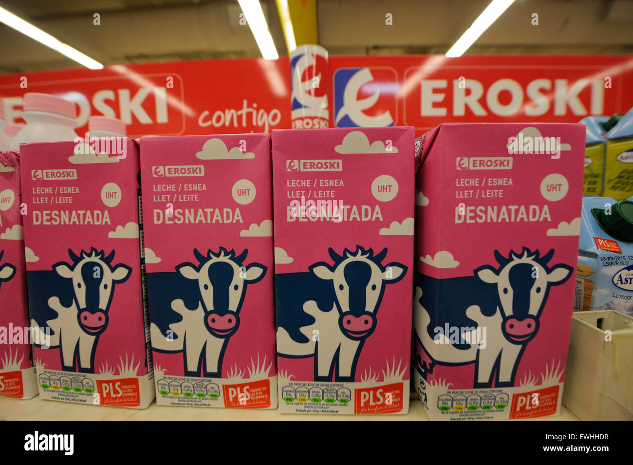 Milk pack hi-res stock photography and images - Alamy