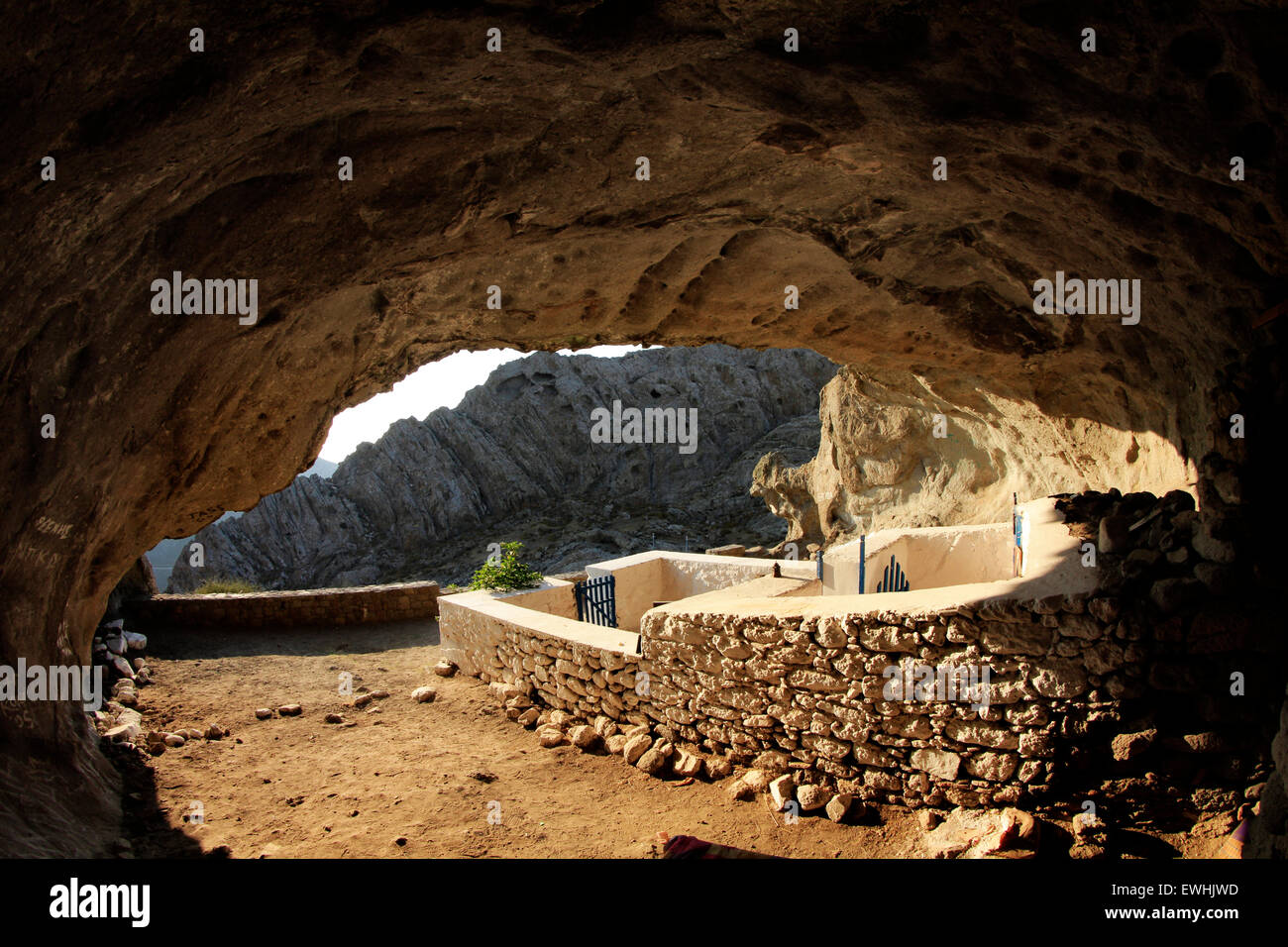 Architecture and stonewall view of Kakaviotisa cave-chapel in Mount ...