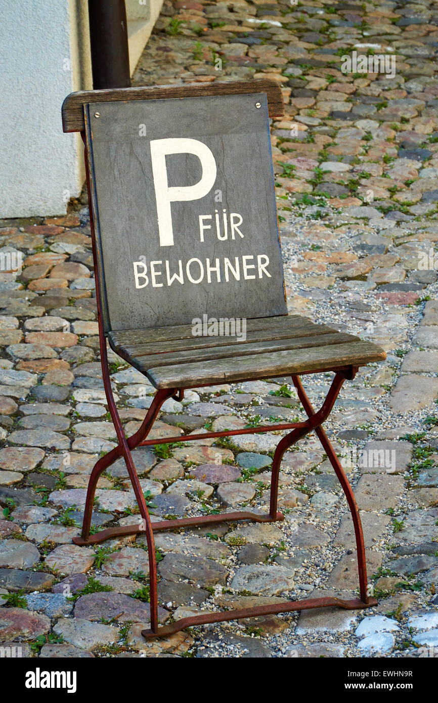 Hint stone hi-res stock photography and images - Alamy