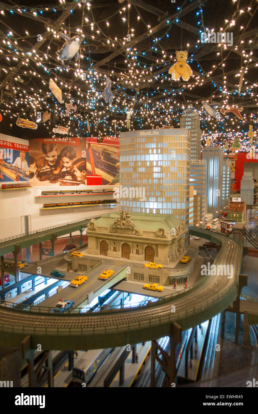 holiday train display at transit museum in Grand Central terminal Stock ...
