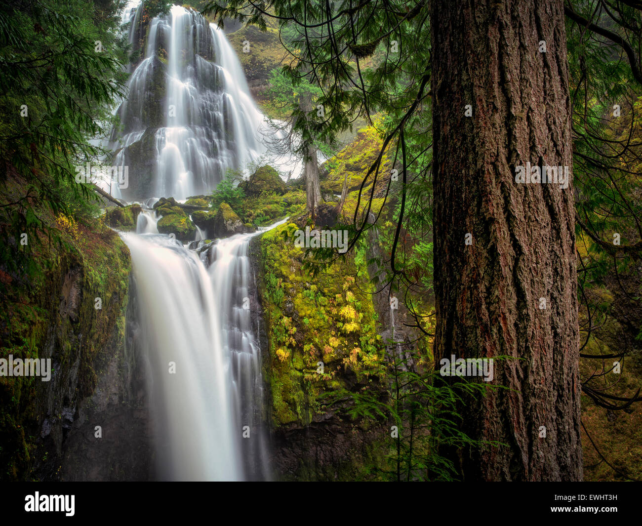 Whitewater falls hi-res stock photography and images - Alamy