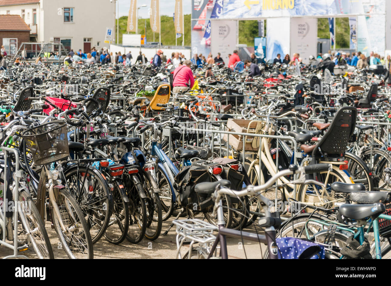 Lots of cycles hi-res stock photography and images - Alamy