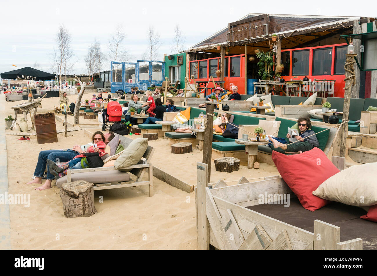 Scheveningen netherlands dutch bar restaurant hi-res stock photography ...