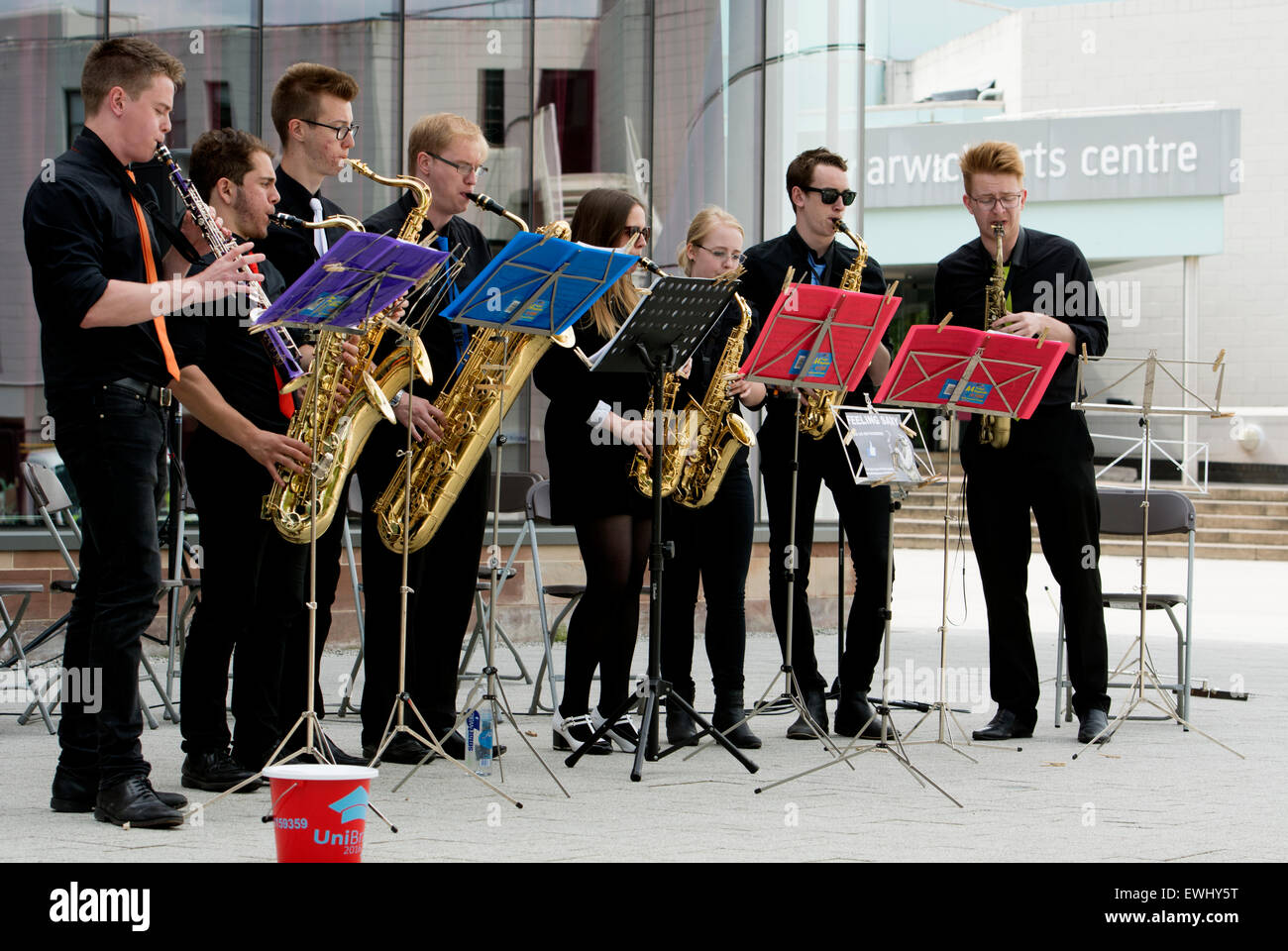 Warwick University "Feeling Saxy" saxophone group playing on the ...