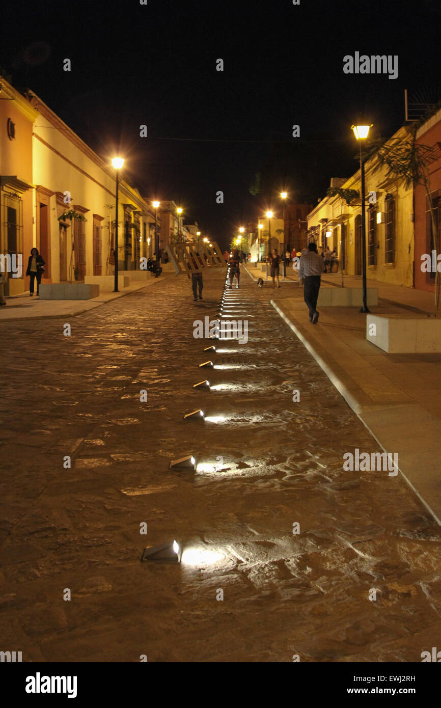 Pedestrian Street In Oaxaca, Mexico at Night Stock Photo - Alamy