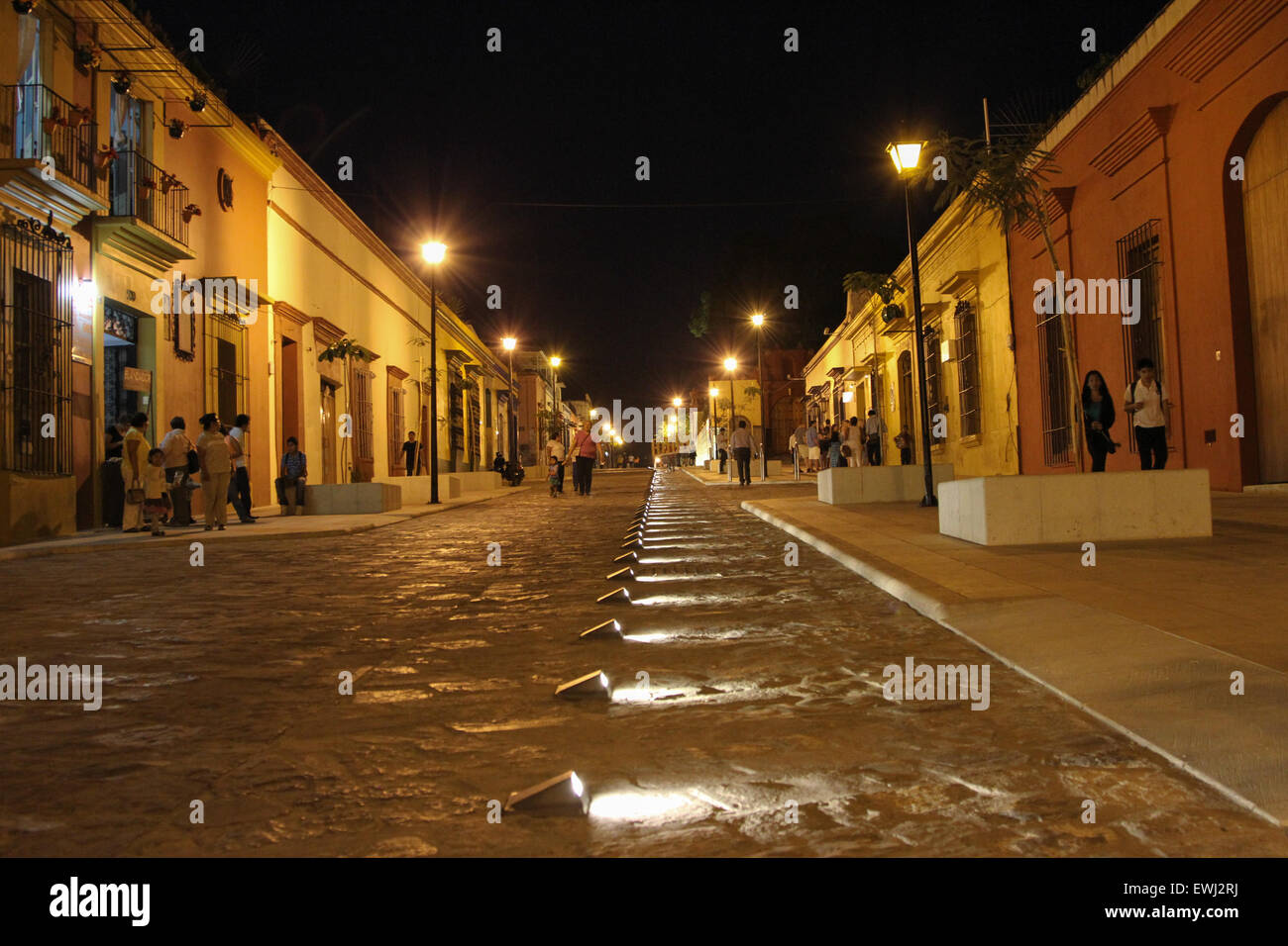 Mexico city drinking street hi-res stock photography and images - Alamy