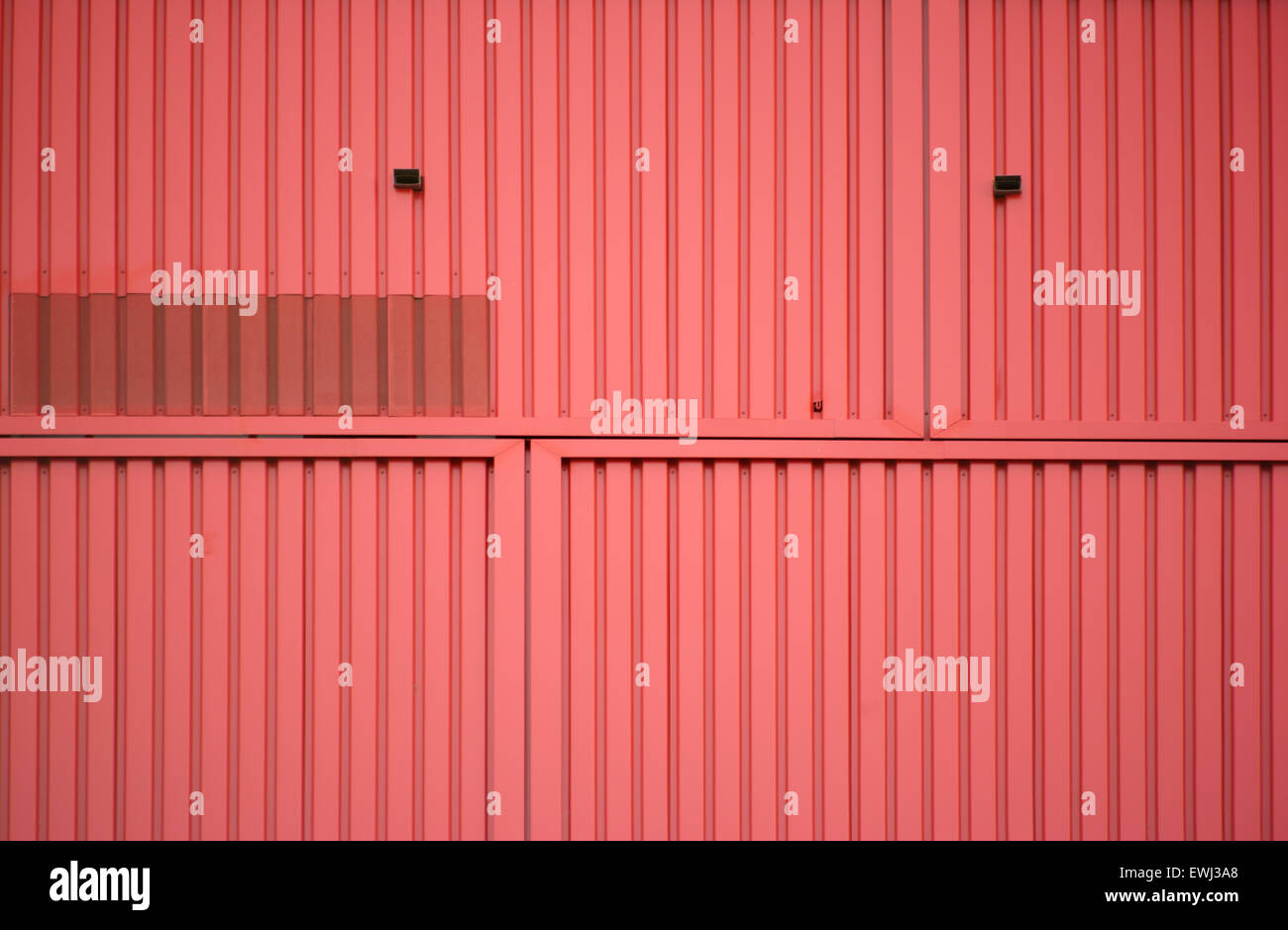 Side profile Container Stock Photo - Alamy