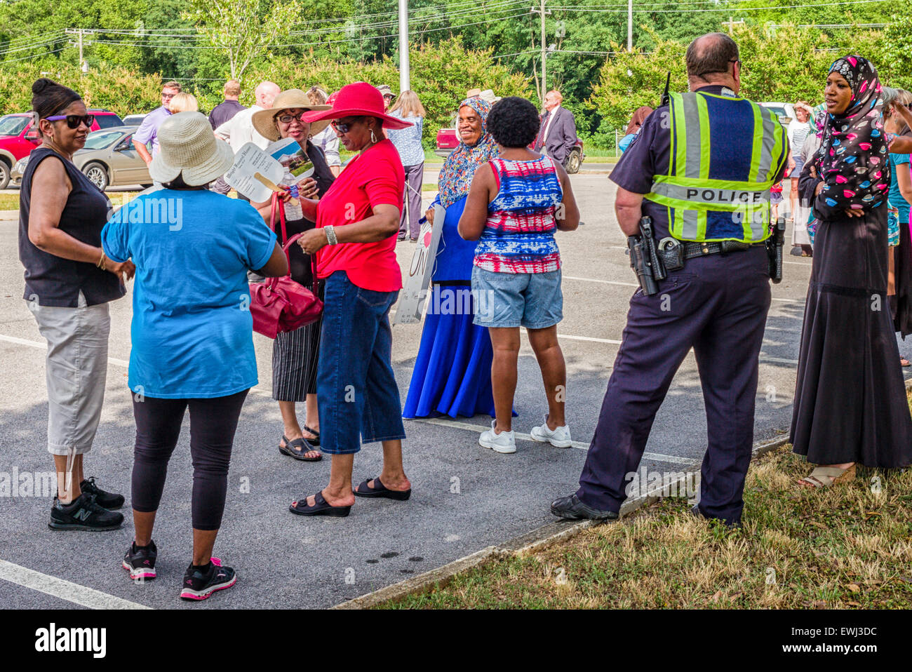Muslim christian unity hi-res stock photography and images - Alamy