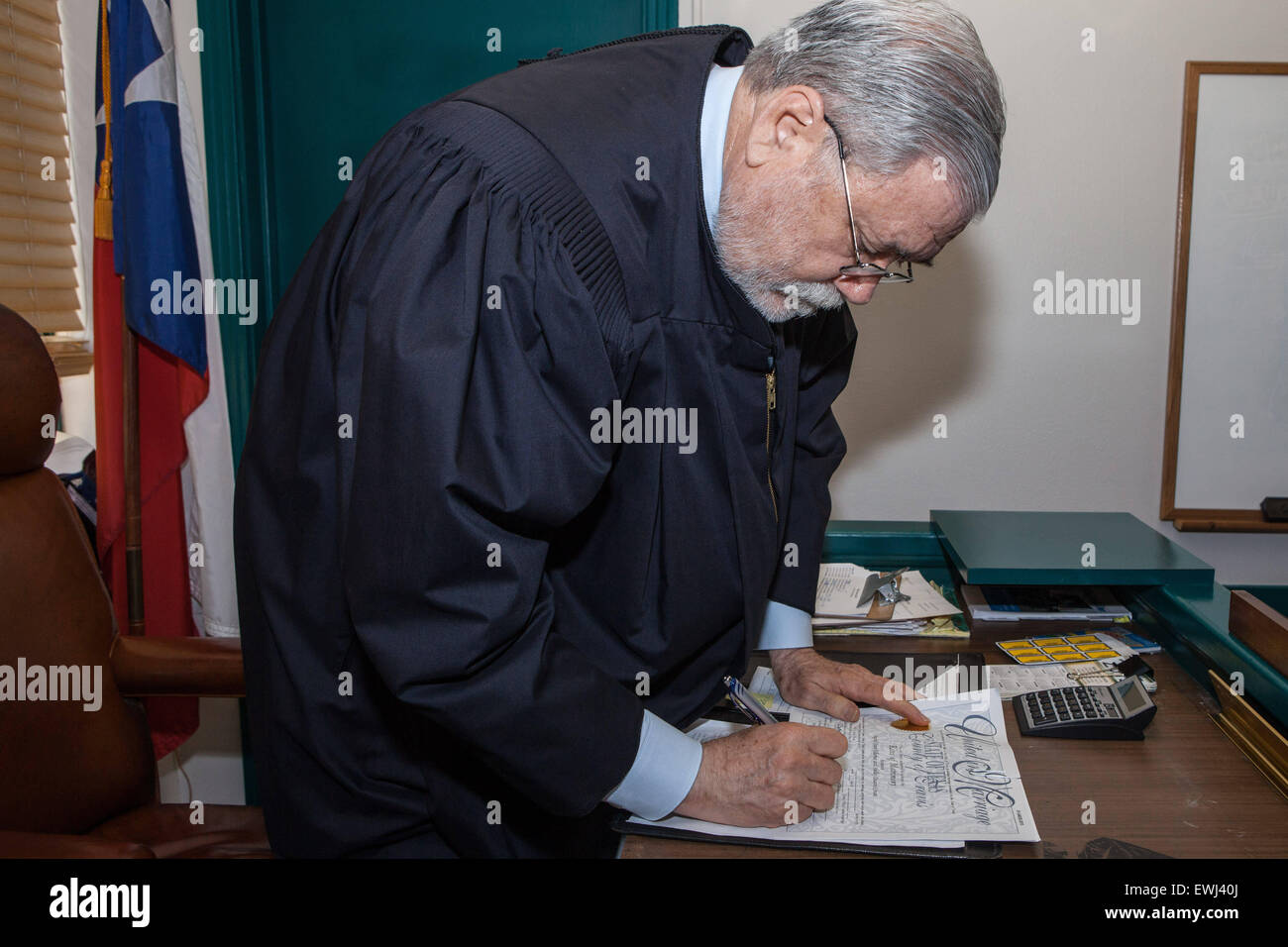 Travis county judge hi-res stock photography and images - Alamy