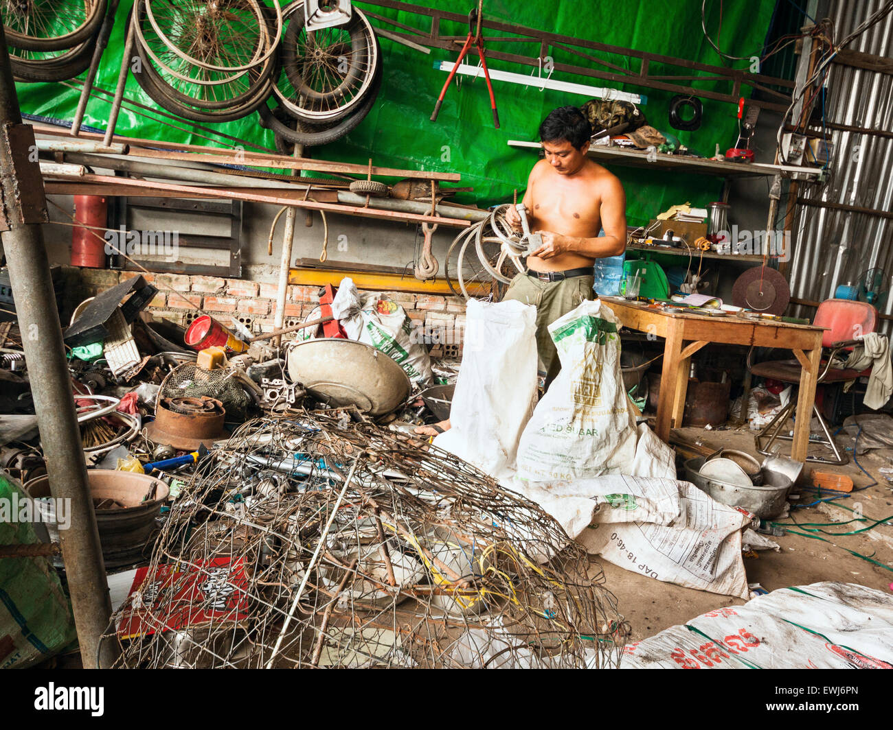 Separating machines hi-res stock photography and images - Alamy