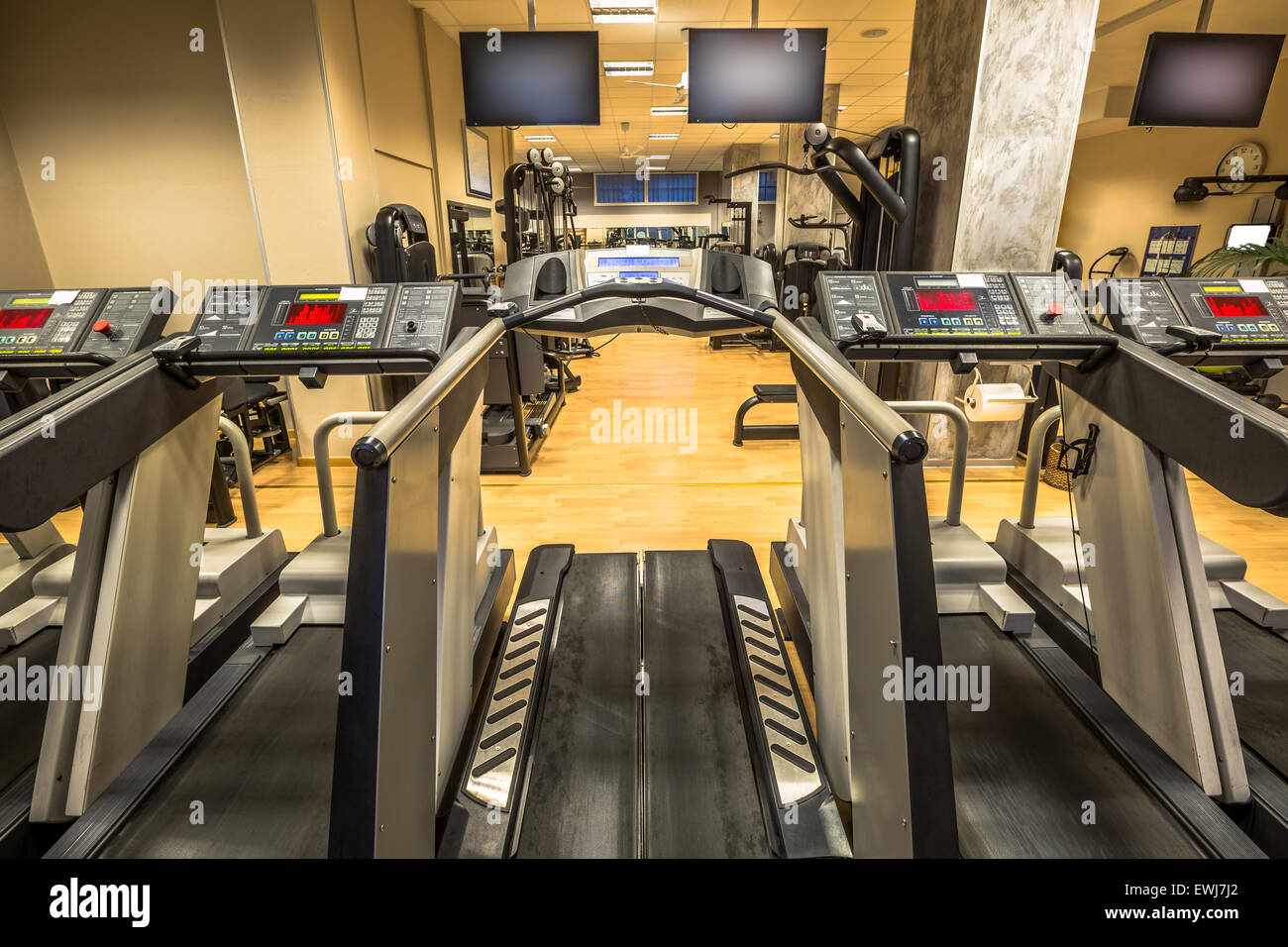 Club machines hi-res stock photography and images - Alamy