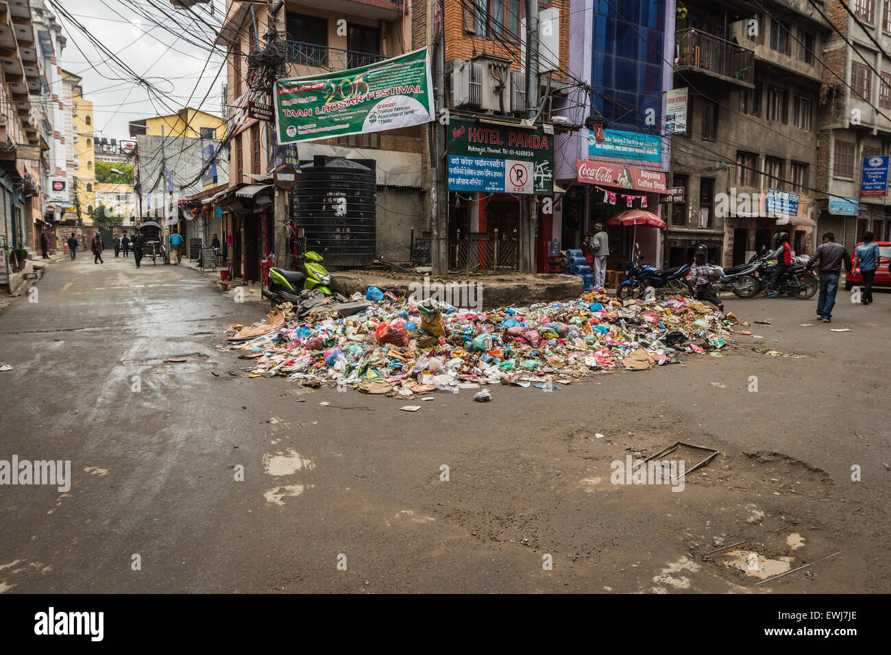 Trash in Kathmandu. The captial city of Nepal Stock Photo - Alamy