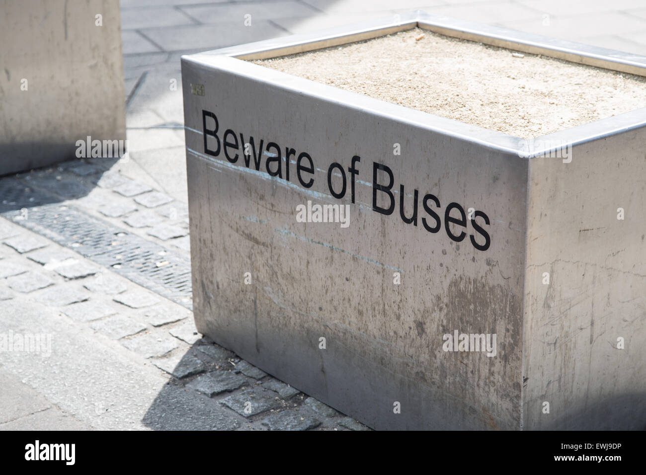 Buses city centre sign hi-res stock photography and images - Alamy