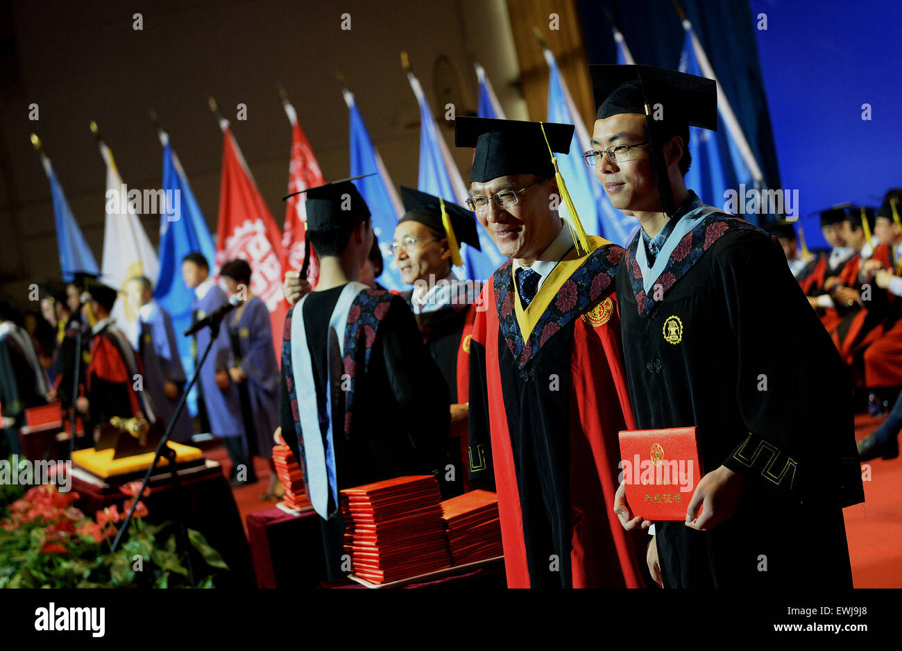 Receive diplomas hi-res stock photography and images - Alamy