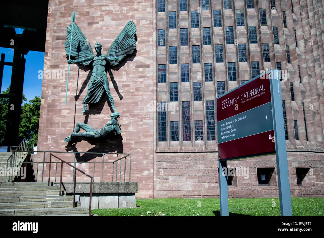 Exterior shot of the new Coventry Cathedral Stock Photo - Alamy