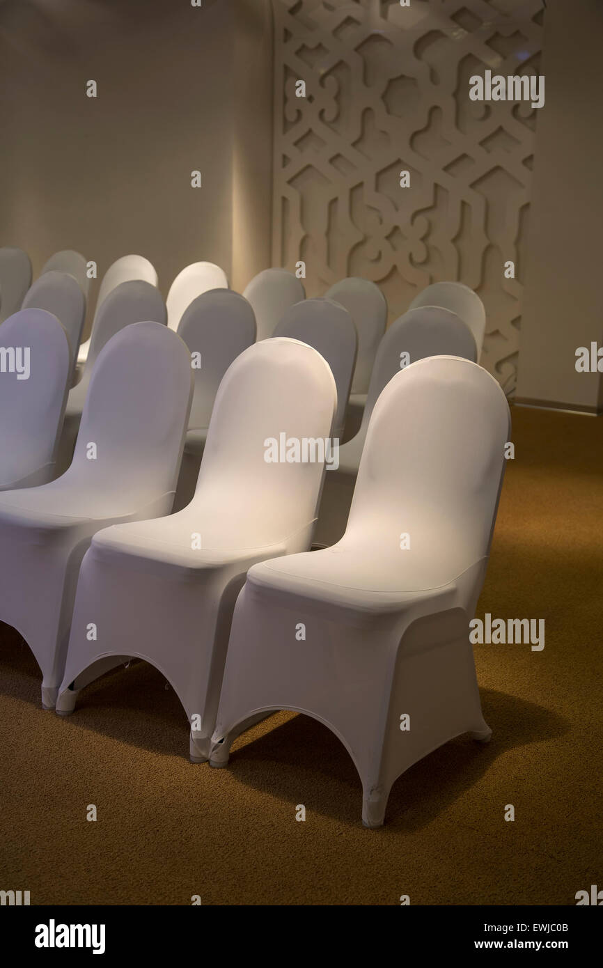 Empty audience chair hi-res stock photography and images - Alamy
