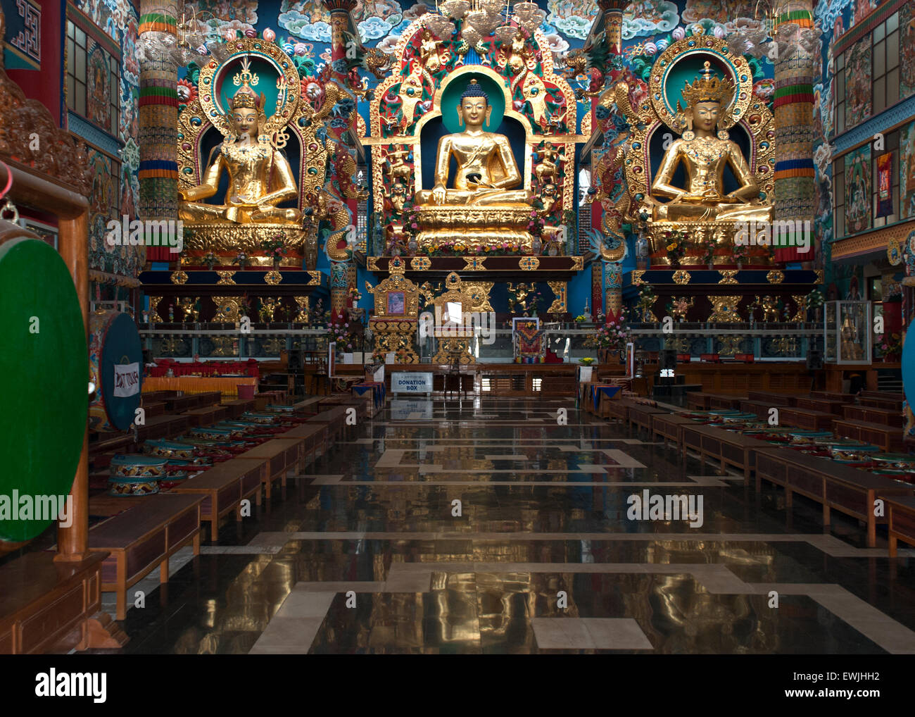 The Golden Temple/Namdroling Monastery is located in a Tibetan refugee ...