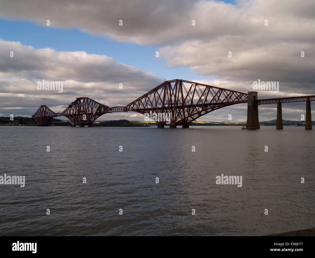 Firth of Forth Iconic Railway Bridge Stock Photo - Alamy
