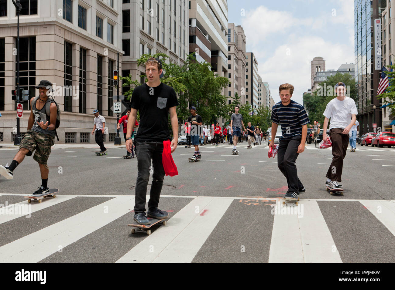 Teen skateboarders helmet hi-res stock photography and images - Alamy